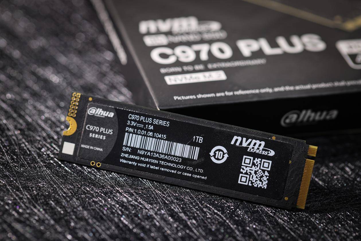 大华存储C970 PLUS系列SSD欣赏：高速存储实力不凡-搜狐大视野-搜狐新闻