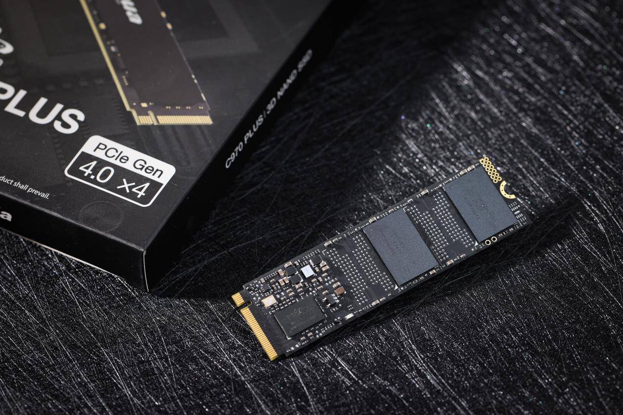 大华存储C970 PLUS系列SSD欣赏：高速存储实力不凡-搜狐大视野-搜狐新闻