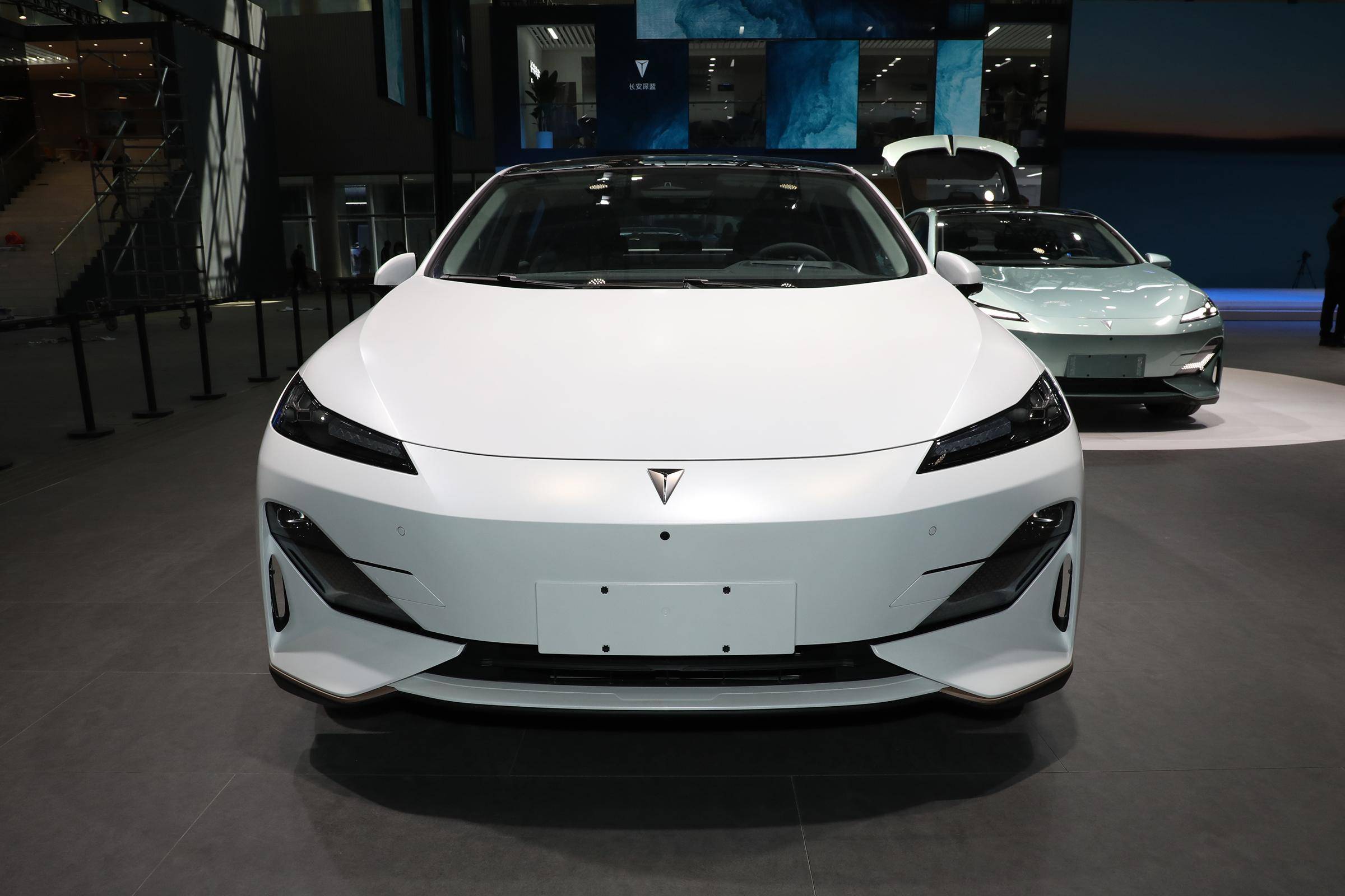 比亚迪海豹同级，长安深蓝SL03 4月交付7756辆，限时补贴2.2万元_搜狐汽车_搜狐网