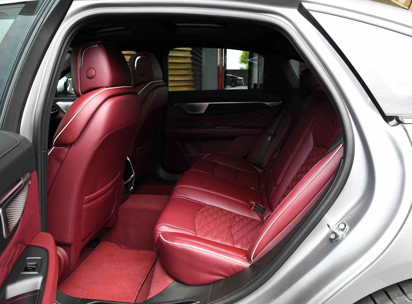 花47万买一台23款凯迪拉克CT6顶配车型是不是傻？看完你就懂了_搜狐汽车_搜狐网