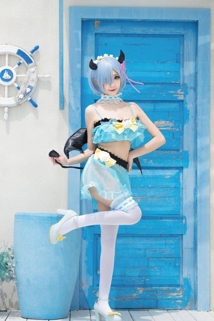 cos：从零开始蕾姆小恶魔水着Cosplay正片9P-搜狐大视野-搜狐新闻