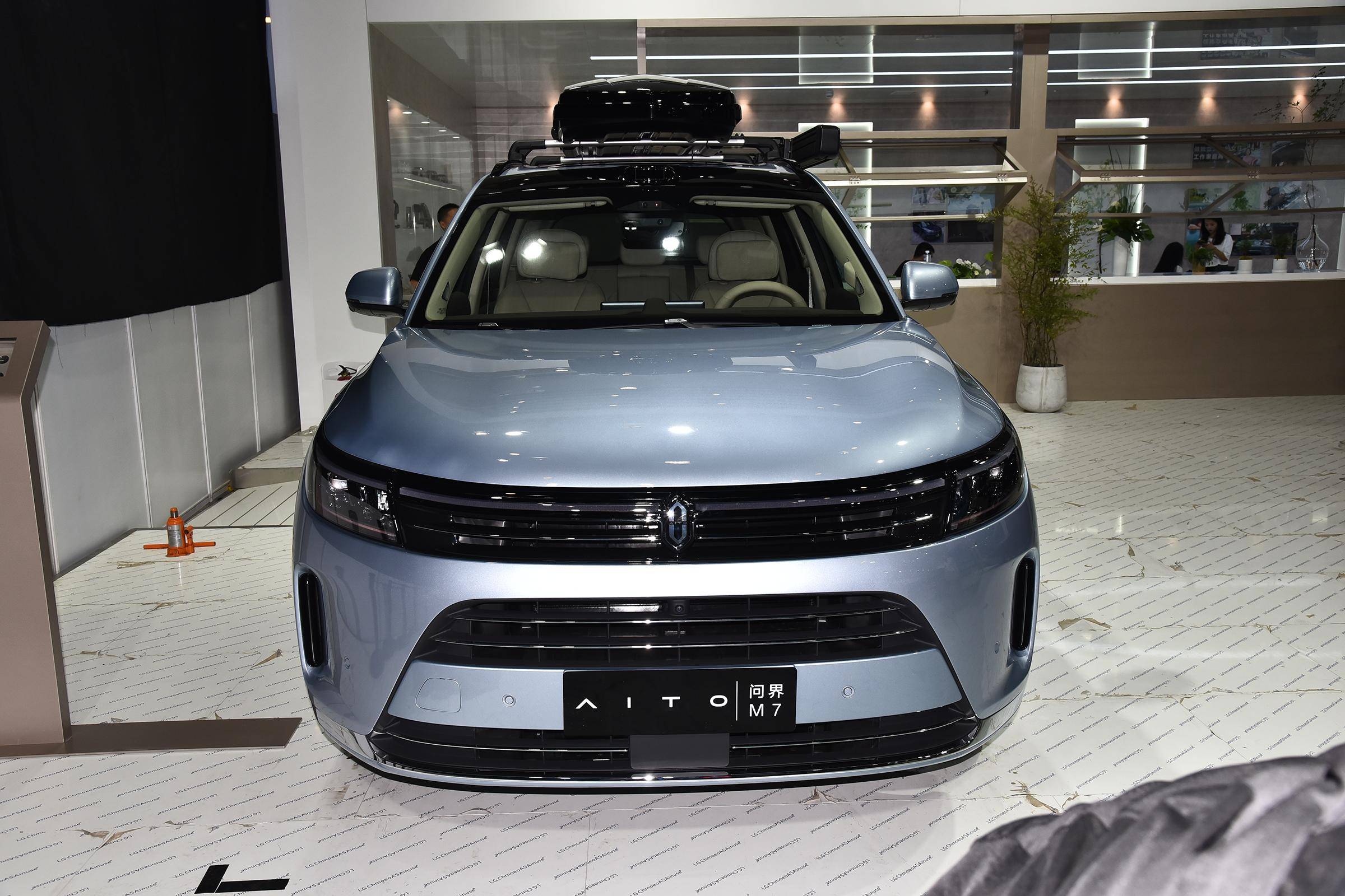 真能挑战理想L7？问界新M7单日大定突破2000辆，配华为高阶智驾_搜狐汽车_搜狐网