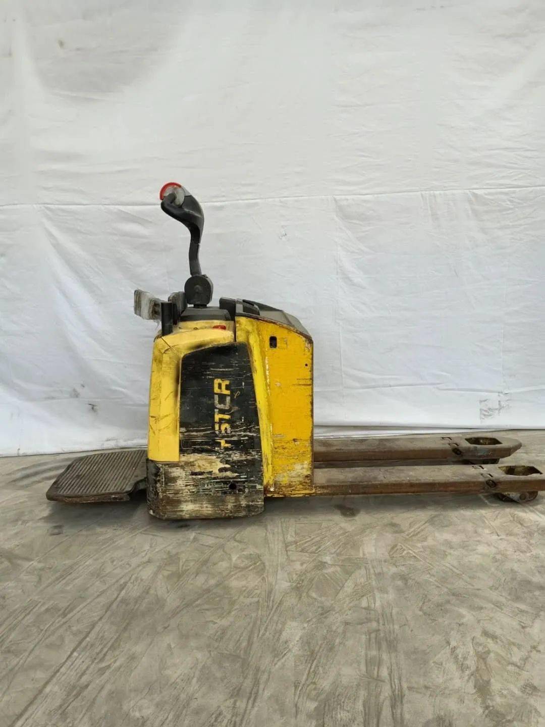 二手托盘搬运车、堆垛车、牵引车低价租售_搜狐汽车_搜狐网