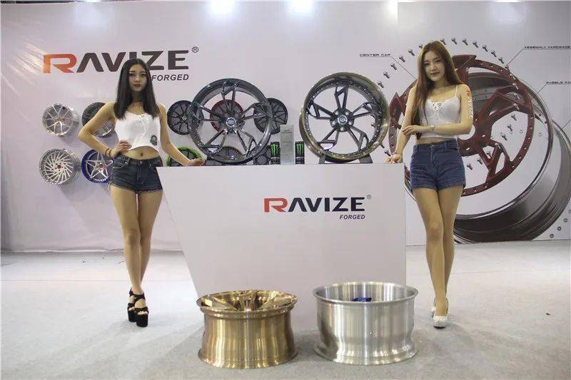 【老朋友】轮毂潮牌 RAVIZE连续4年签约GT Show_搜狐汽车_搜狐网