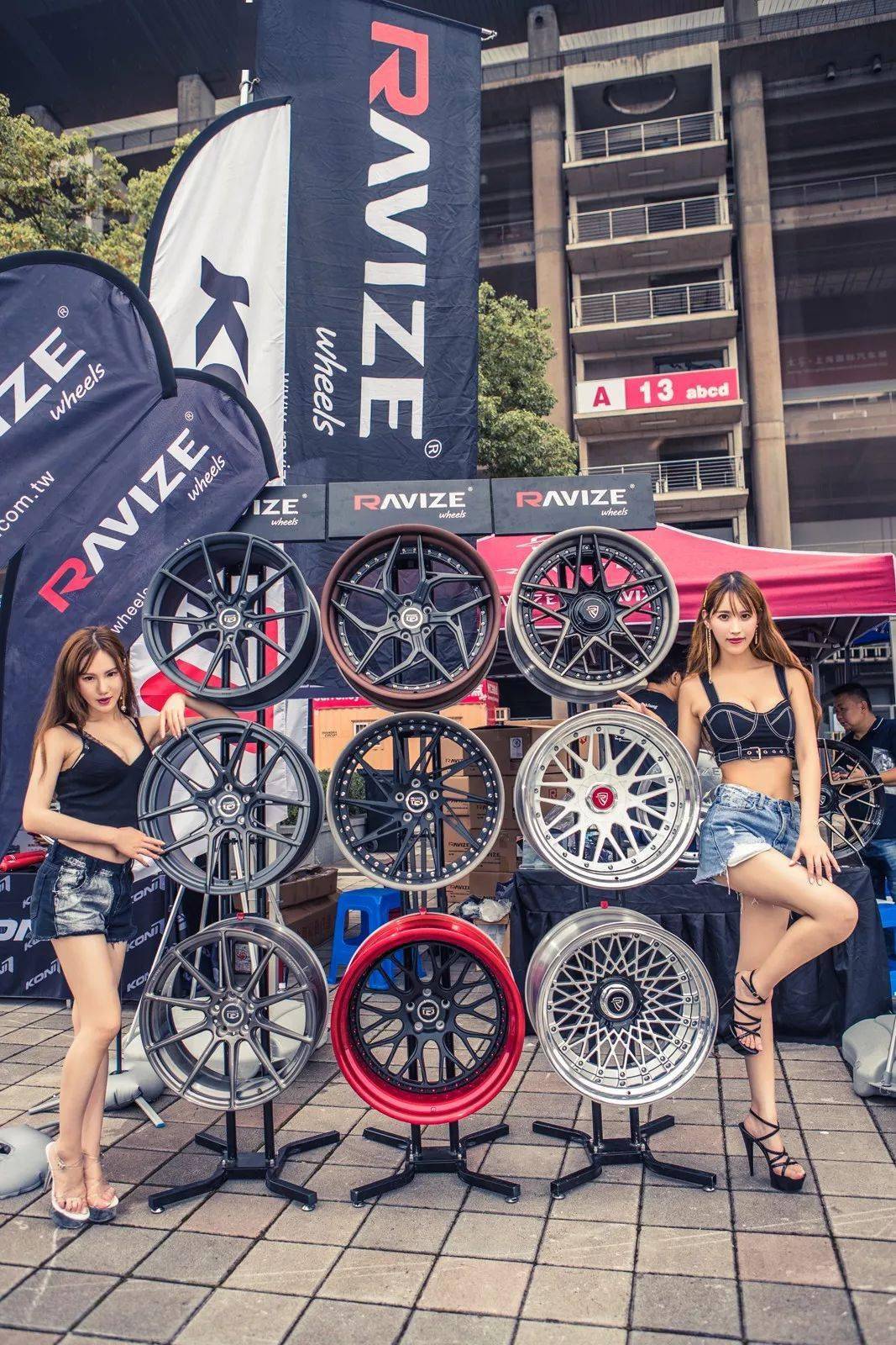 【老朋友】轮毂潮牌 RAVIZE连续4年签约GT Show_搜狐汽车_搜狐网