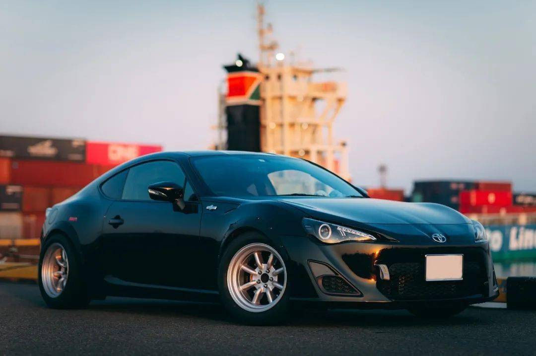 AE86的经典轮圈，叫做WATANABE 8 SPOKE | 《头文字D》豆腐店小知识 Vol.07_搜狐汽车_搜狐网