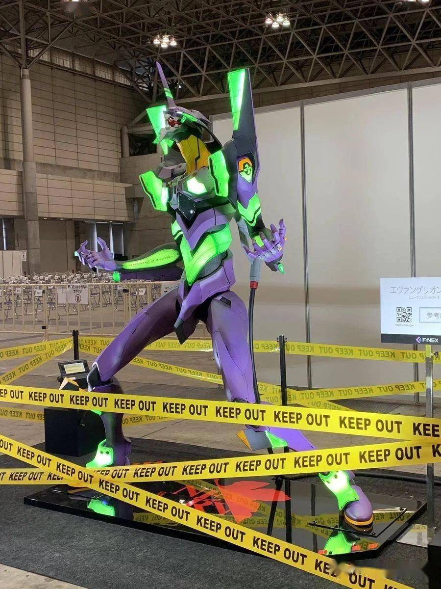 【FuRyu F：NEX EVA初号机 真人大 发光立像 & 绫波丽 真人大立像 样品展出】-搜狐大视野-搜狐新闻