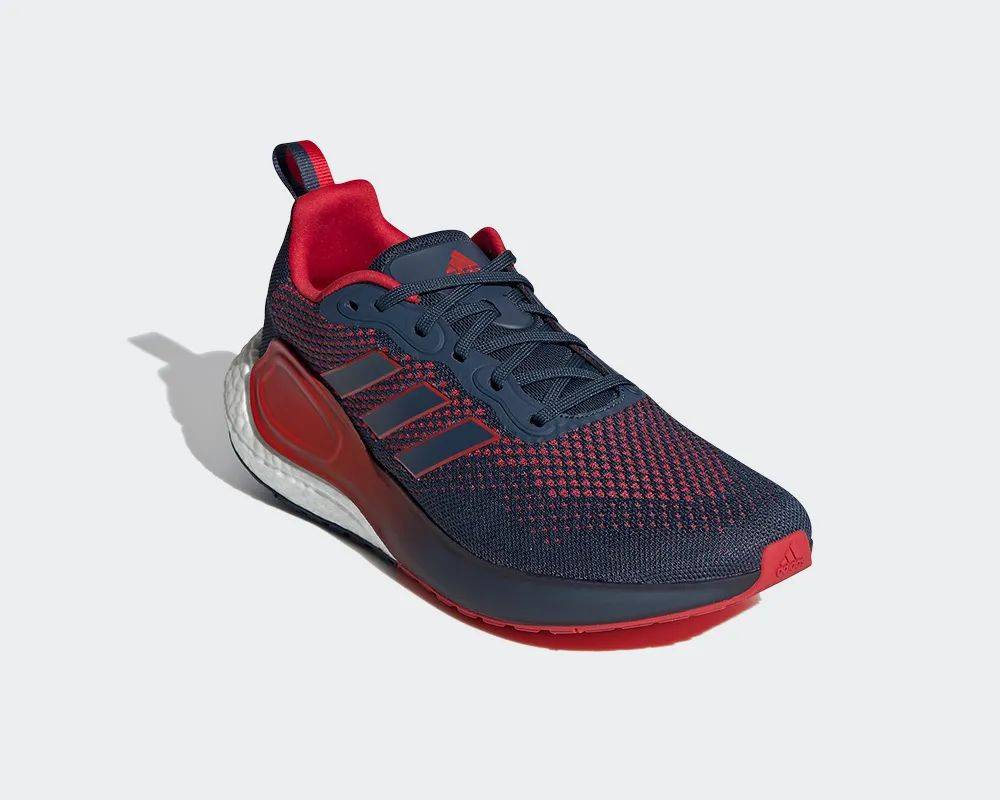 超强装备领跑全场，迎战冬日从不止步_Alpha