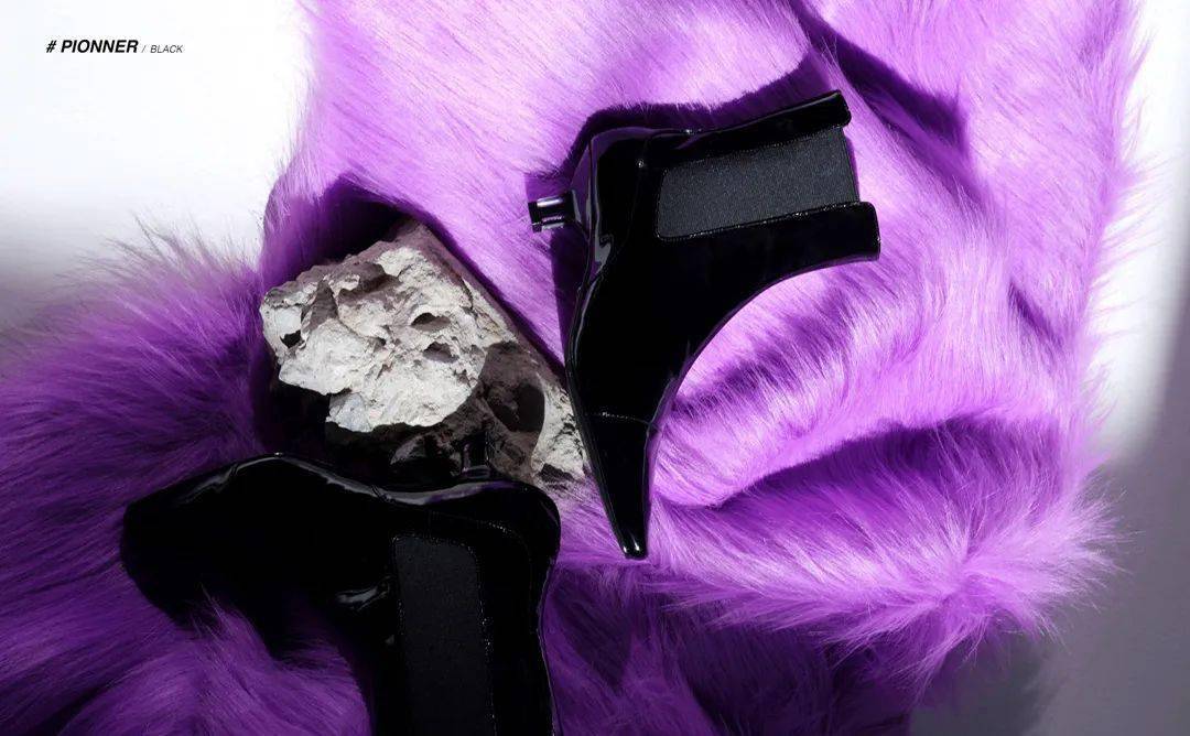 凭个性小白鞋出圈的国货品牌Choco Concert_设计