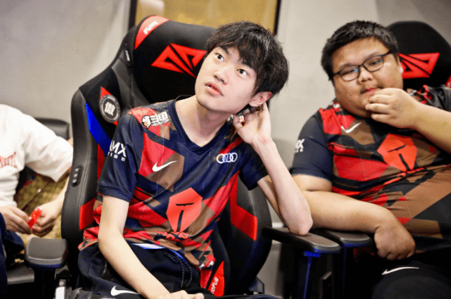 LCK选手合同库曝光，Faker多位明星选手即将到期_Chovy