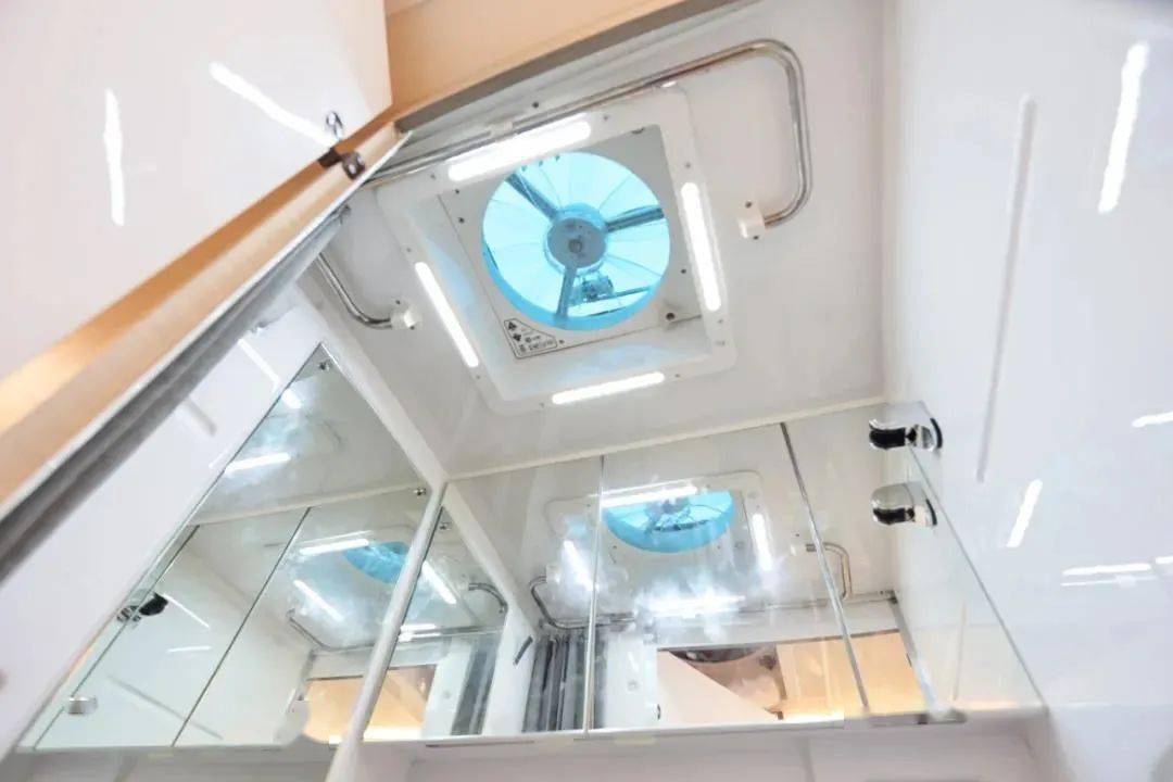 瑞弗·启界R600 上汽大通V90底盘 空间堪比C型 内外豪华符合年轻人审美_搜狐汽车_搜狐网