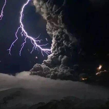 人工引雷 现实中的科幻大片_雷电