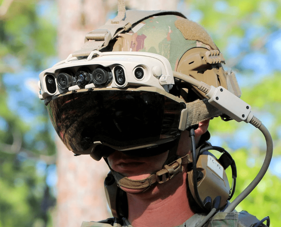 HoloLens IVAS视觉增强作战测试推迟到明年5月_士兵