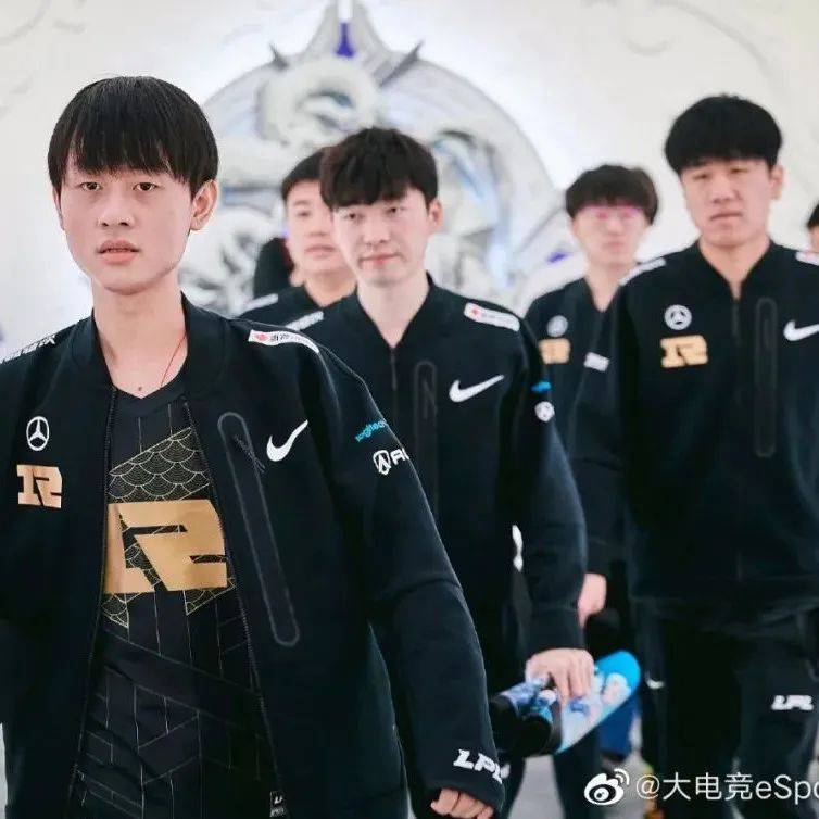 RNG官推告别S11并祝福EDG_bo