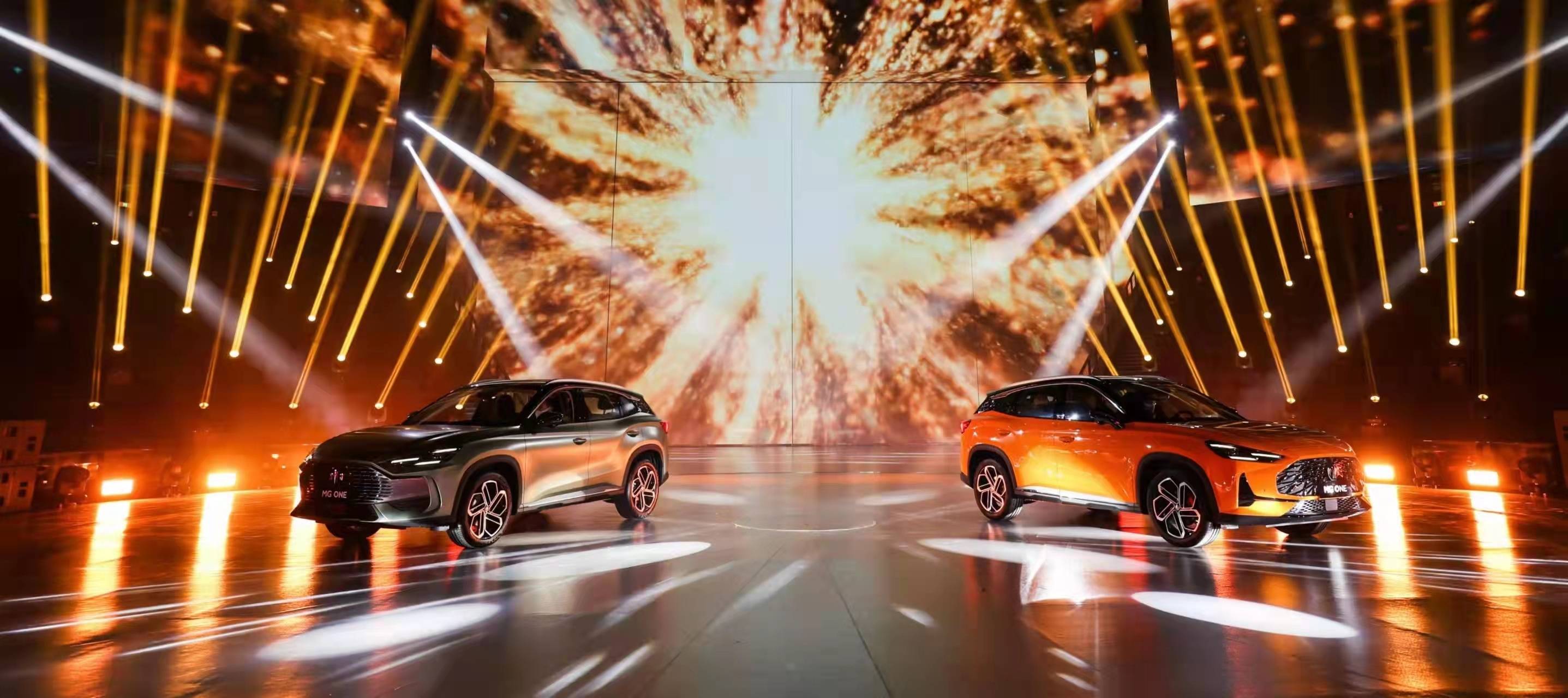 MG ONE上市，售价10.78万元起_黄晓韵_运动_搭载