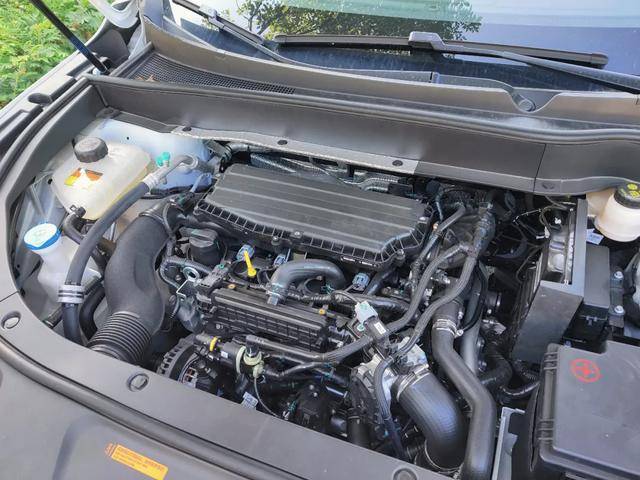 百公里油耗6.6L，动力比宝马X1强，全新AX7马赫版开起来怎么样？_搜狐汽车_搜狐网