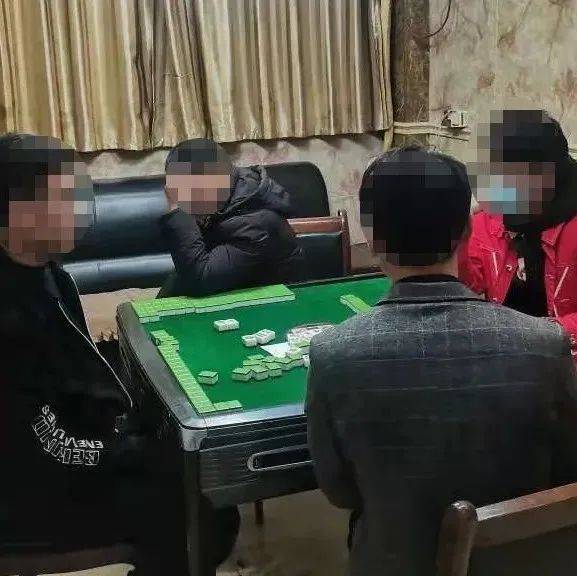 龙港22人被抓！都这时候了，还赌博防控疫情场所