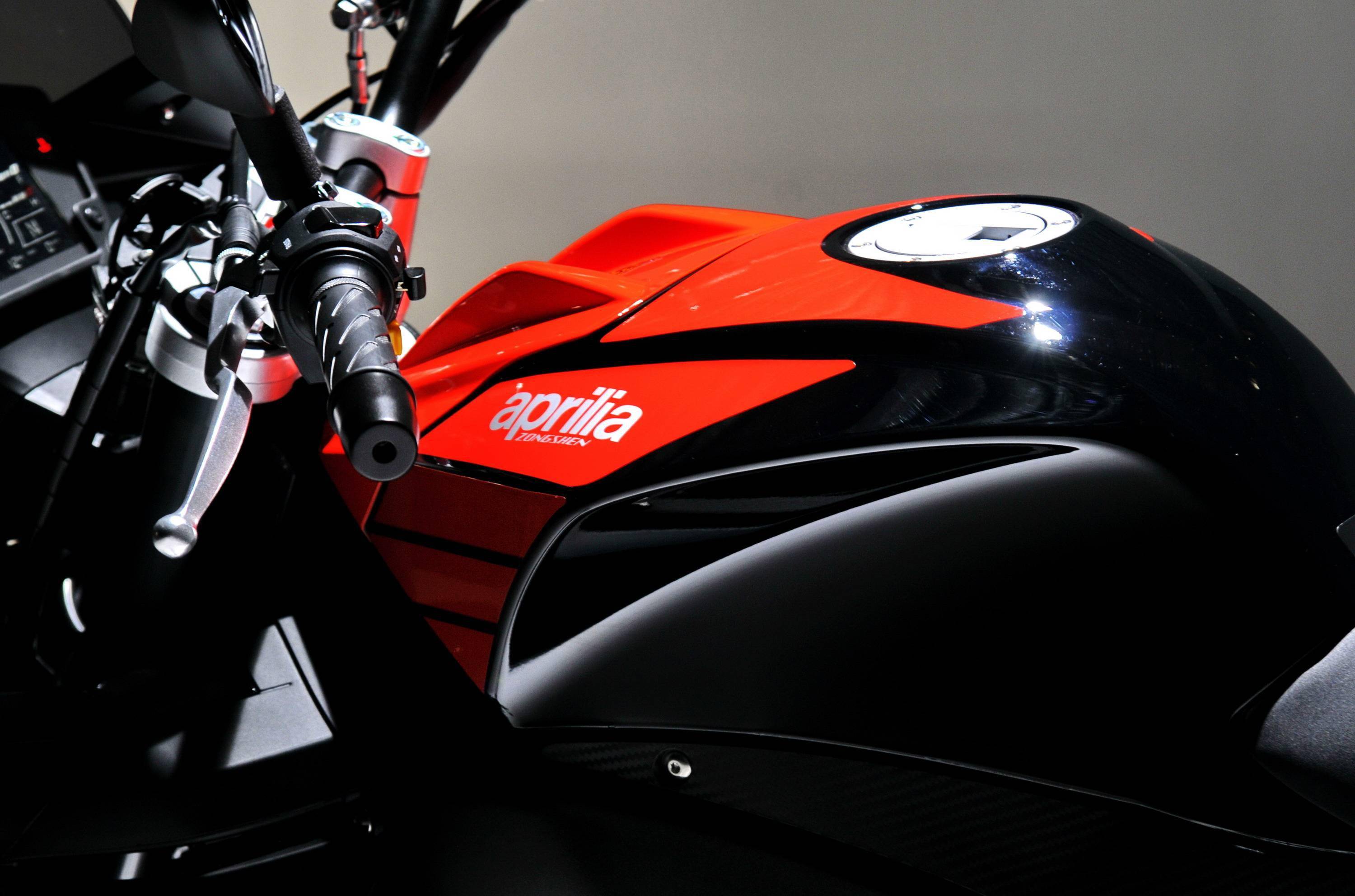 从赛场数字看 Aprilia GPR250S、GPR250R_搜狐汽车_搜狐网
