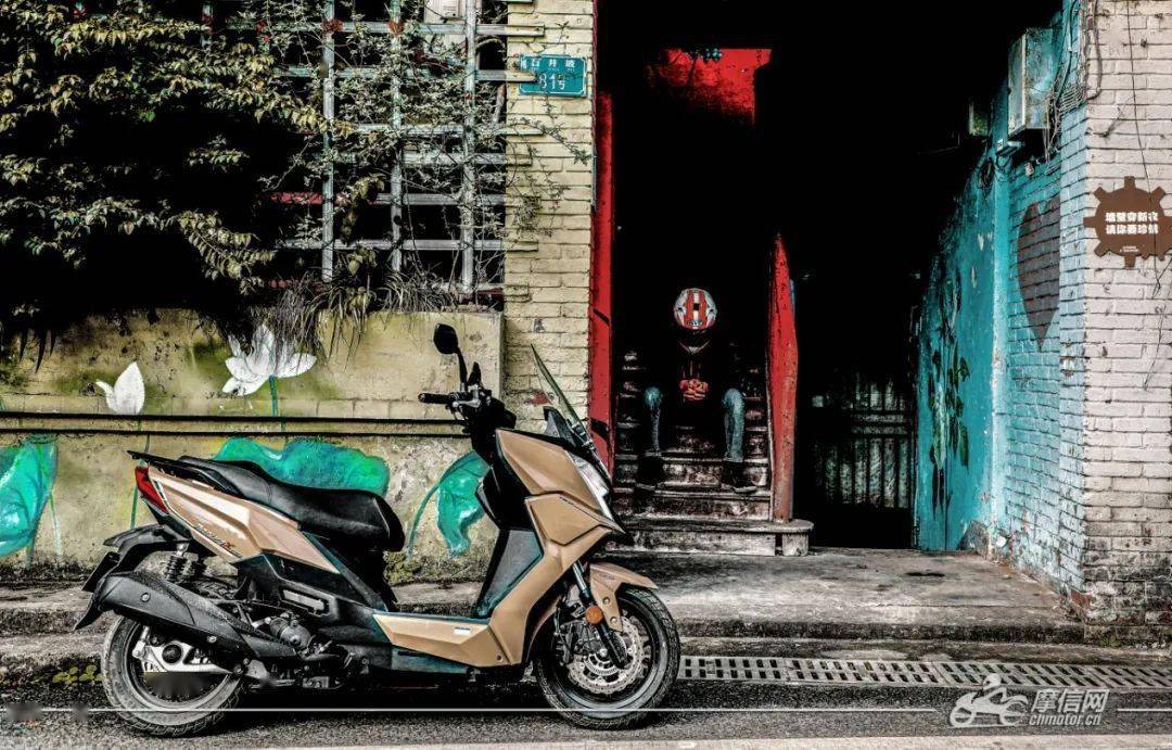 在山城，与光阳Racing X150一道去浪_重庆_李子坝_休闲时光