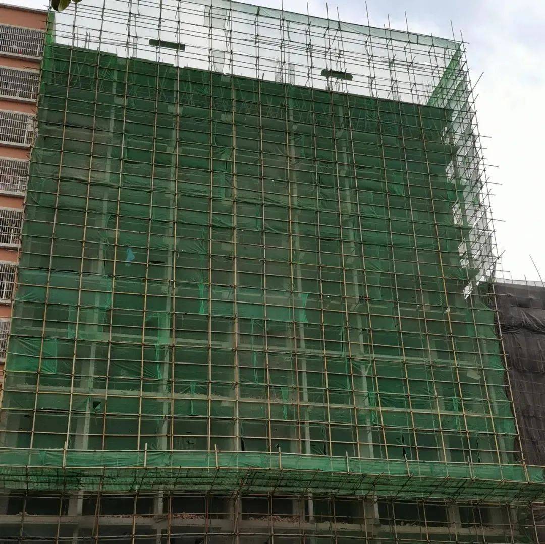 强拆！潮汕某村一民楼超建、抢建被强制拆除建设流沙西街道违法