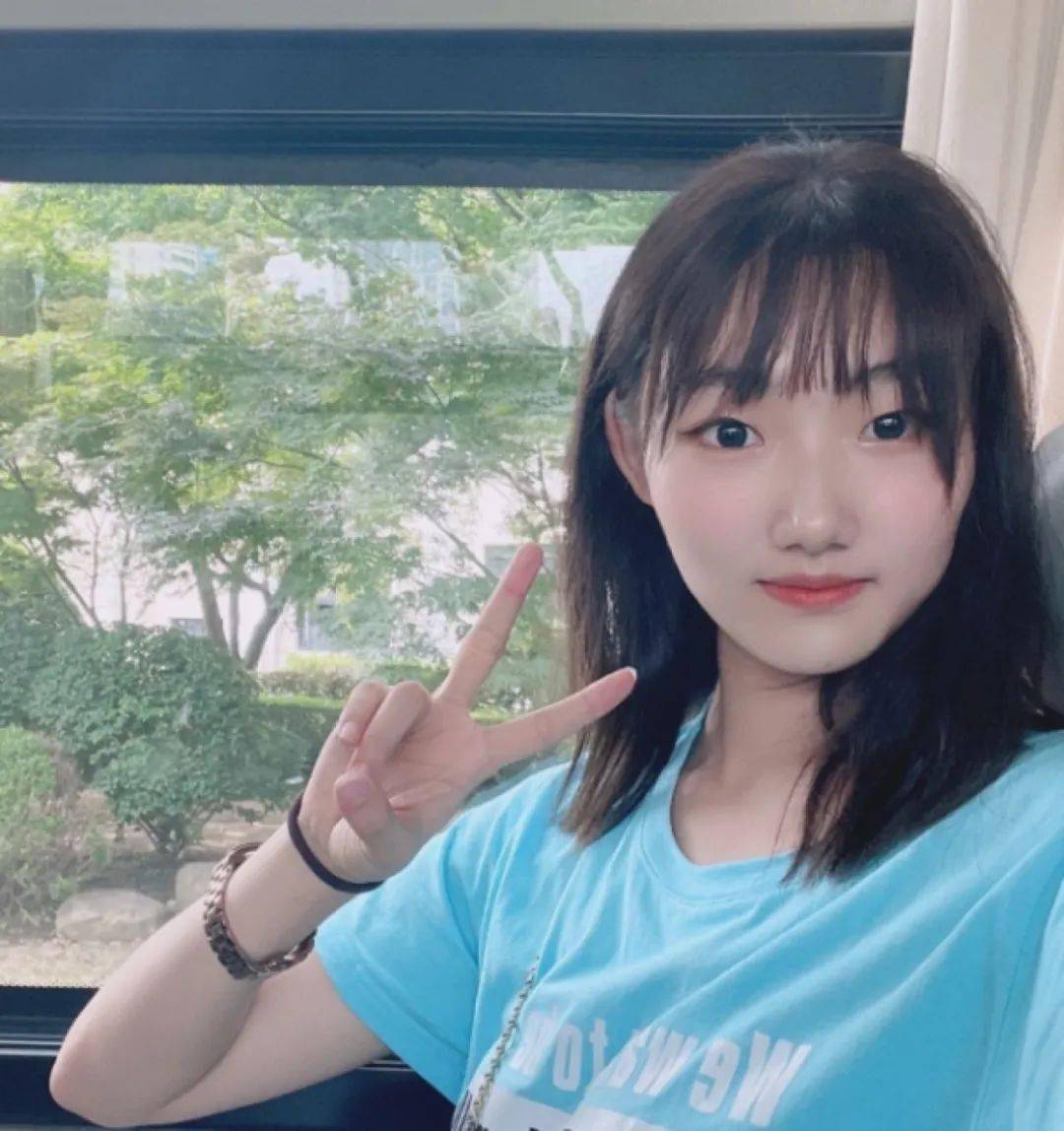 十佳专访 | 陈昕彤：充满热爱，卓尔不群_工作_压力_大学生