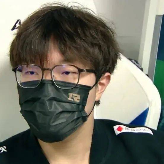 RNG帮助EDG重返第一，Bin也终于完成复仇任务，LPL第一梯队已经诞生_比赛_排名_Ale