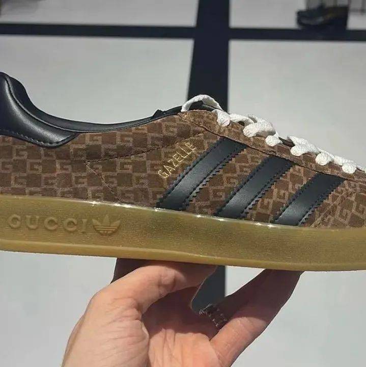 Gucci x adidas Originals Gazelle 联名系列最新谍照释出 | HB Daily_Nike_Toy_设计