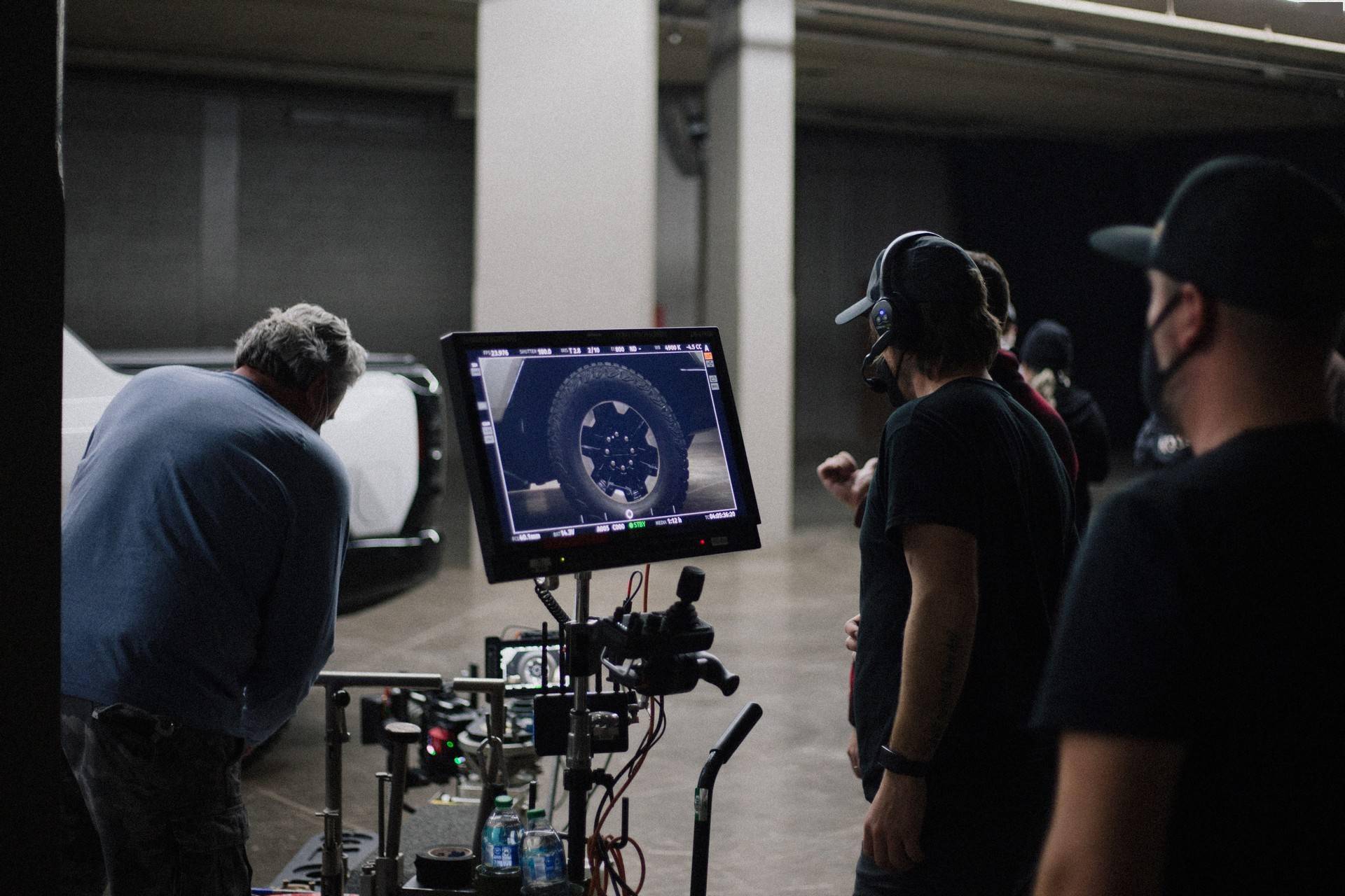 将于3月27日上映 GMC推出Hummer EV研发纪录片_搜狐汽车_搜狐网