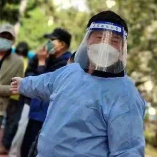 【伴公汀】上海机关公务员当起 团长” 队长”,成了小区居民最期盼的人耿联赵霜米和