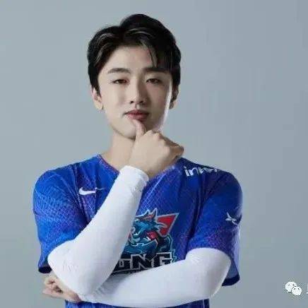 LPL又一老将即将重返赛场！icon直播爆料：SMLZ签了战队，夏季赛回归_选手_比赛_消息