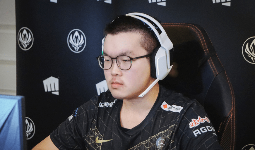 时隔3159天！自S3后，T1与RNG首次在世界赛决赛对决_Faker_皇族_比赛