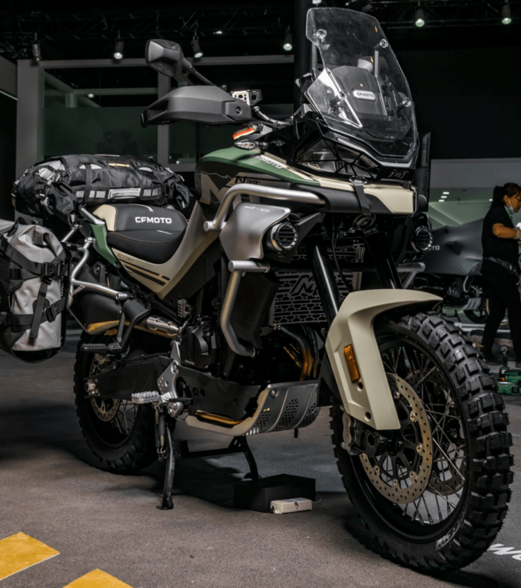 69800元！春风发布800MT N39°版本，摩旅一步到位_搜狐汽车_搜狐网