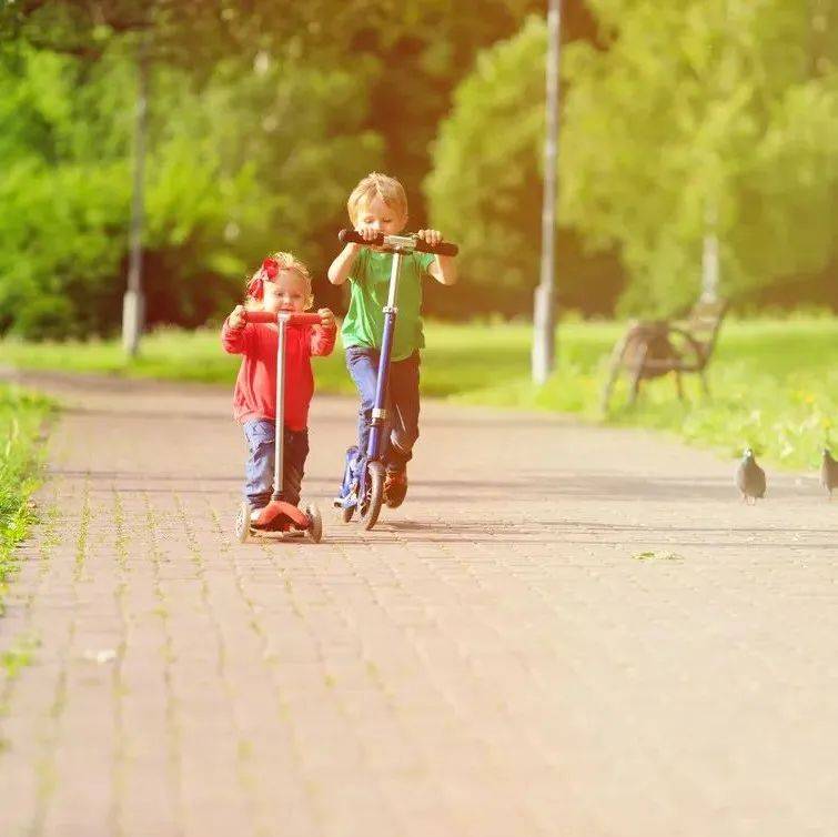 同义词辨析：go on doing，go on to do与go on with_went_After_Bethune