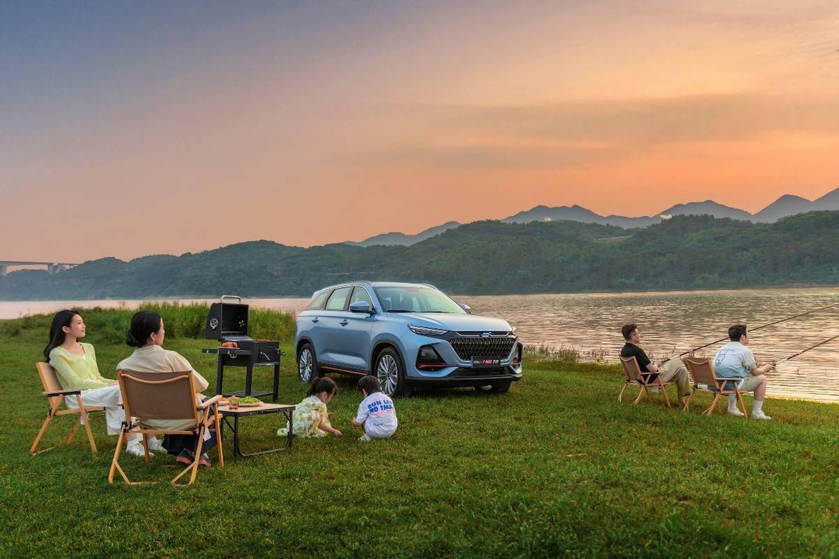 十万级最值得买的七座SUV，欧尚X7 PLUS 7座版亮相重庆车展_搜狐汽车_搜狐网