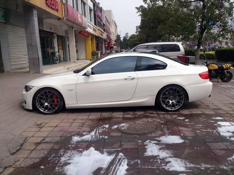 宝马E92 335i 改装 rotora刹车 KW SC避振 remus排气 injen进气 VMR V710轮毂_搜狐汽车_搜狐网