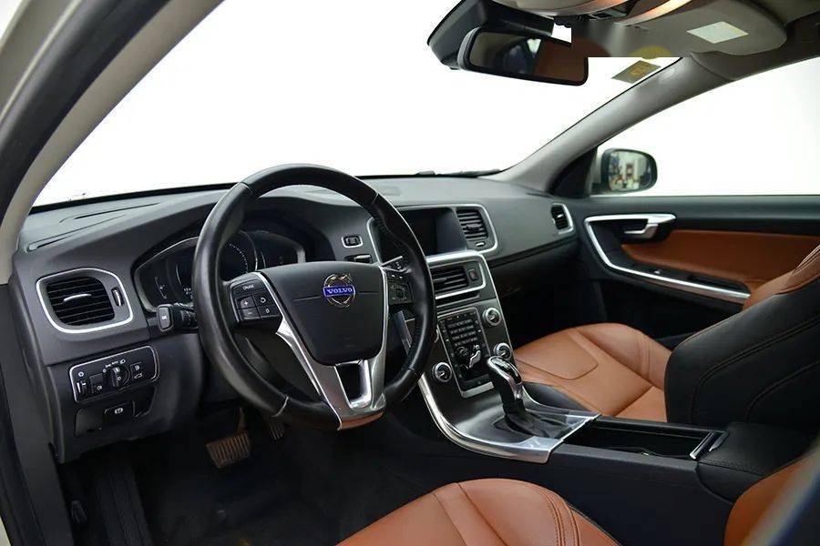 二手车：不到10万开上2.0T+8AT沃尔沃S60L_搜狐汽车_搜狐网