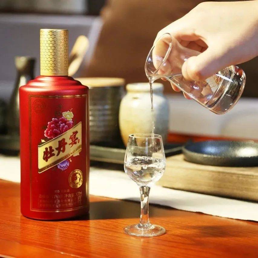 找准饮酒最佳时间,多喝二两也无事解酒酒精人体