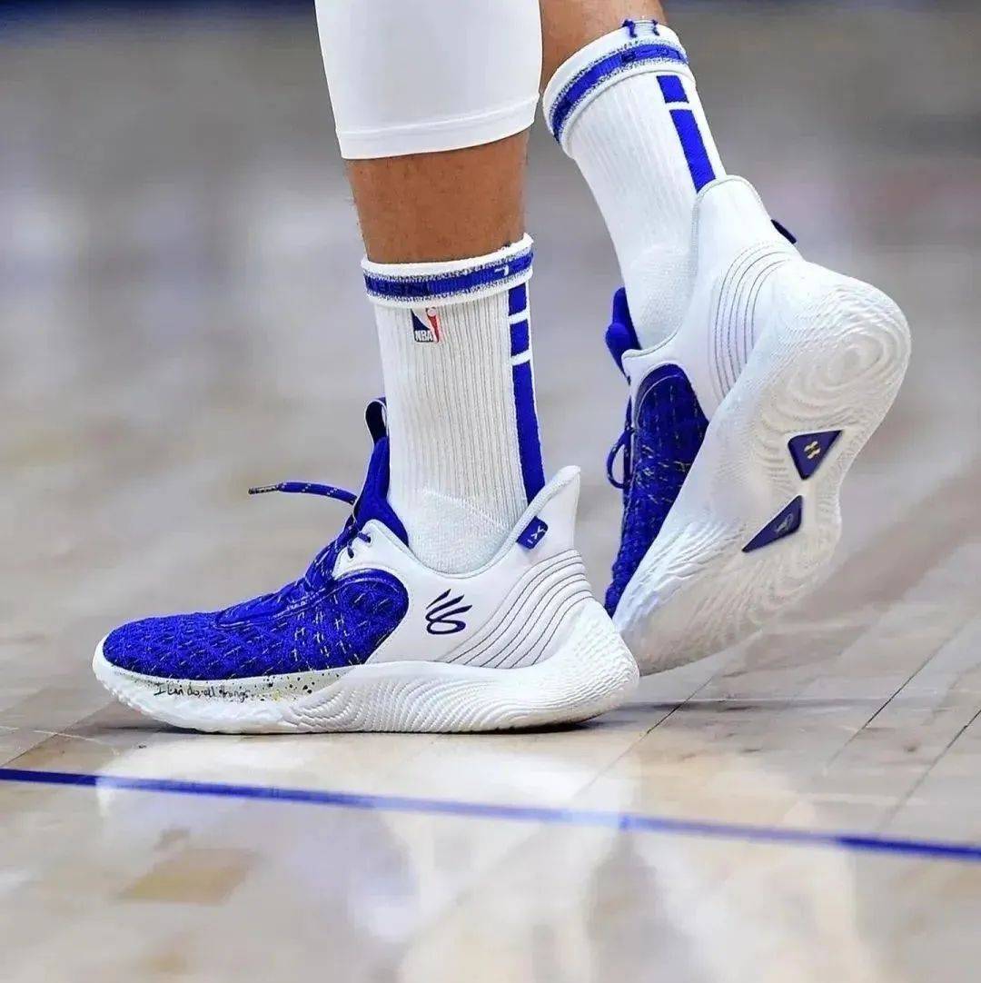 玩家视角：这个配色会发吗？...救命太好看了_资讯_Blaze_ultra