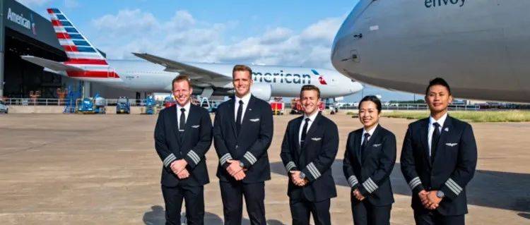 FAA去年培养了近8000名新认证飞行员_航空公司_美国_法规