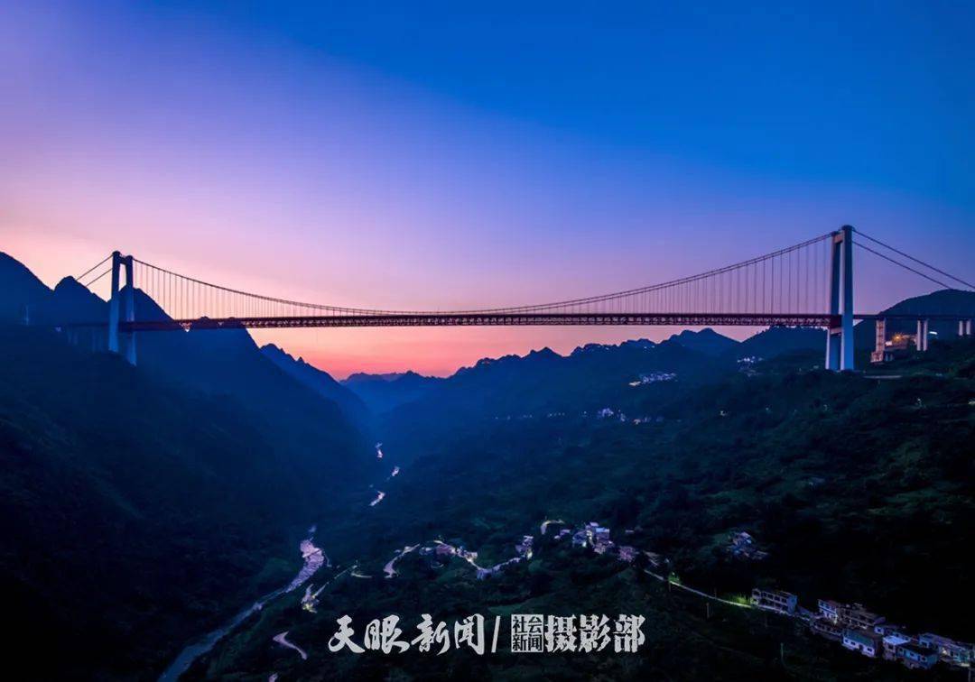 （双语）超级桥梁 “桥”见贵州_the_River_Bridge
