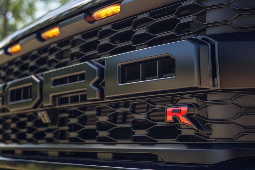 V8复活，福特猛禽F-150 Raptor R正式亮相_搜狐汽车_搜狐网