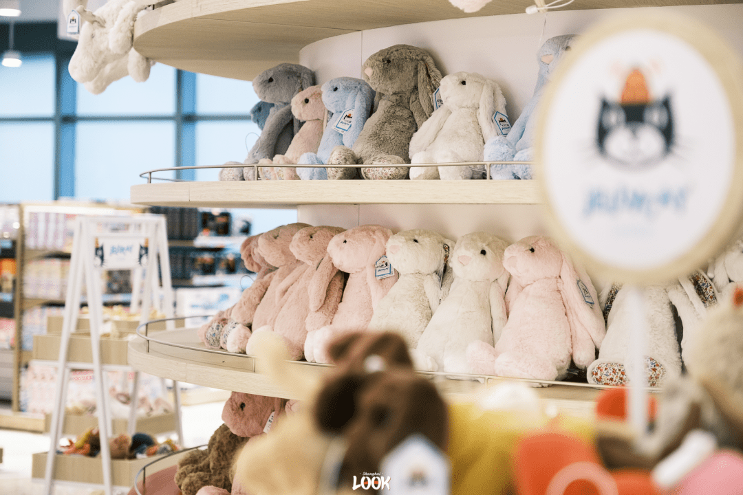 Jellycat Store London at Harold Case blog