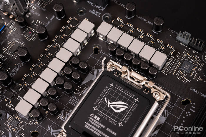 i3也能超5GHz？ROG STRIX B660G GAMING主板评测_接口_ClockGen_供电