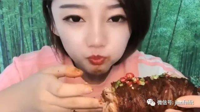 7个方法掌控姨妈期间汹涌的食欲补充激素东西