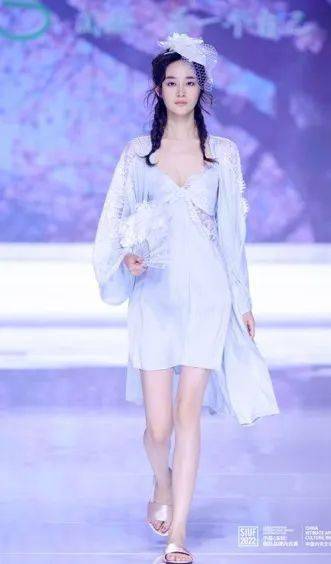 秀场 | 2022'深圳内衣区域品牌联合秀，六大品牌演绎缤纷风采！_生活_时尚_Rebitch