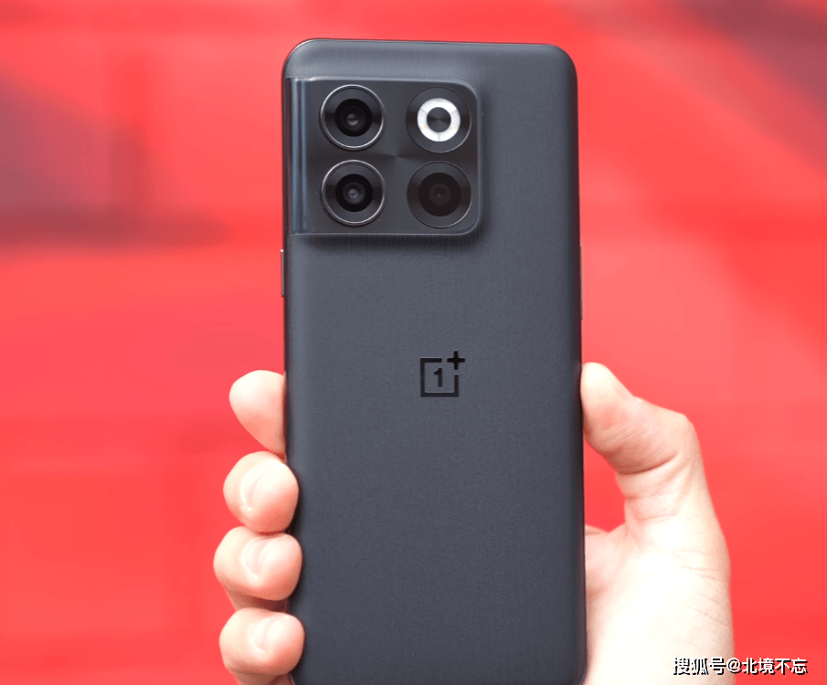 真我GT2大师探索版和一加AcePro，都是3499元，看完明白怎么选了_realmeGT_手机_散热