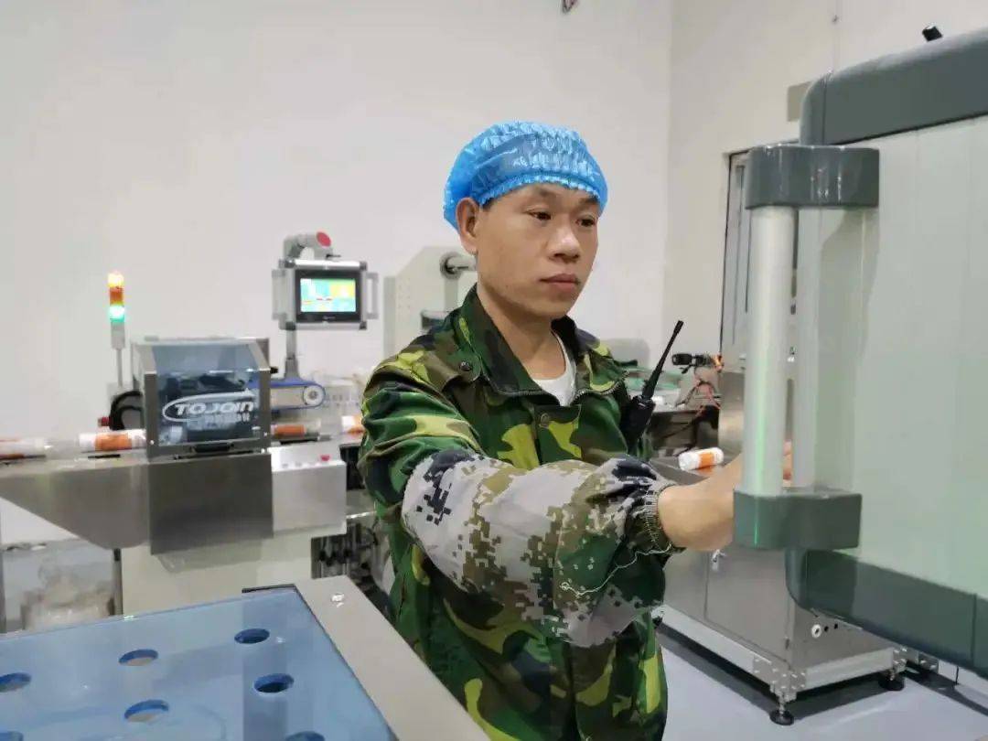 8年老“将”，仍在努力！_徐飞_设备_运行