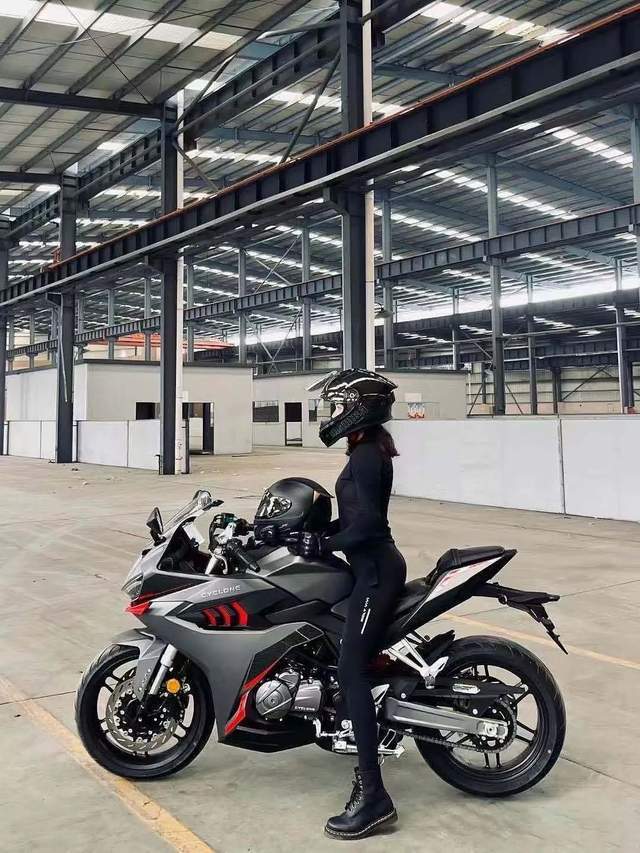 一起来聊聊，为什么RC401这么适合新手？_搜狐汽车_搜狐网