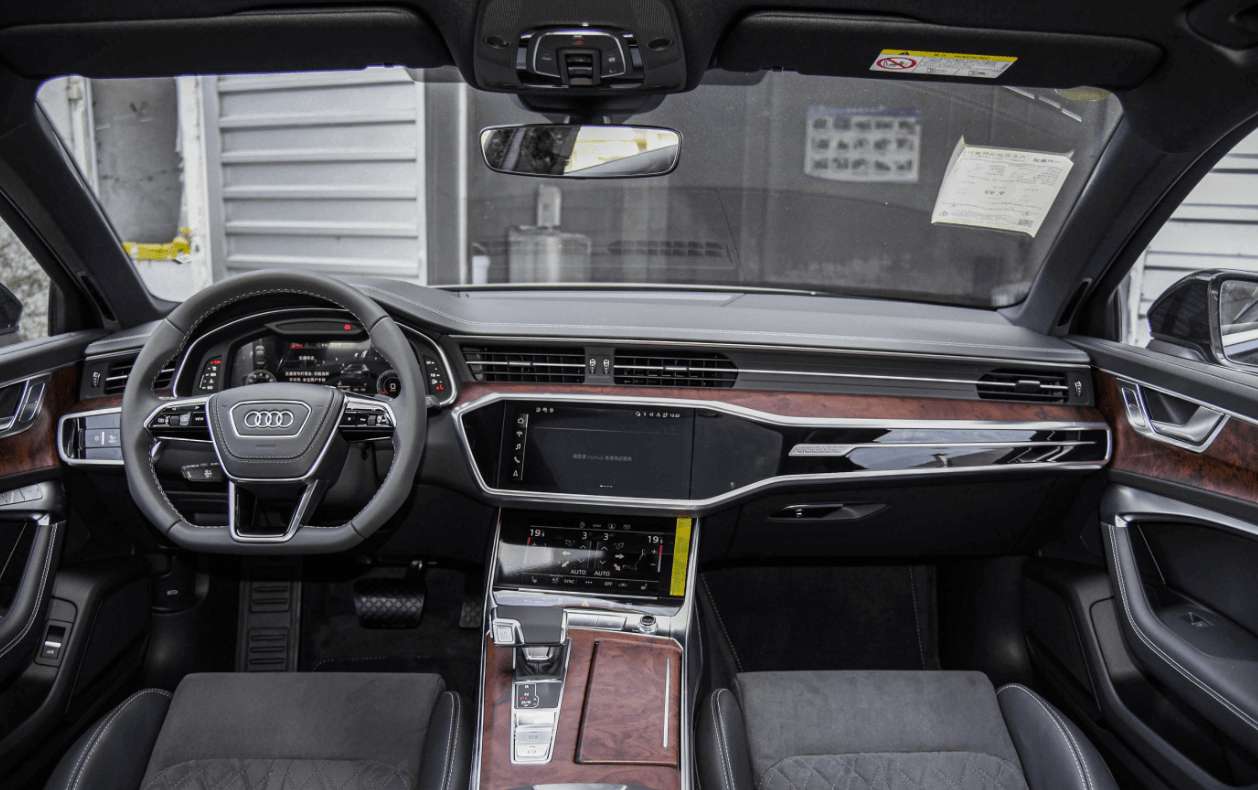 新增2.0T入门版本，售价更亲民，新款奥迪A8L于成都车展正式上市_搜狐汽车_搜狐网