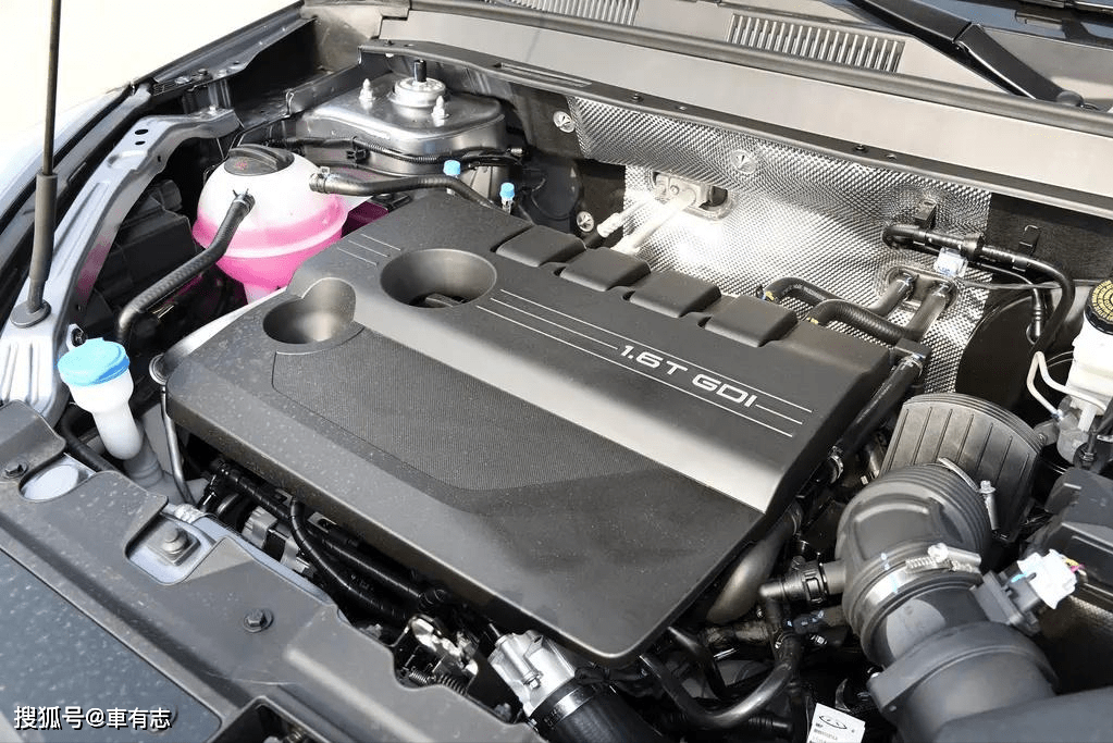 奇瑞艾瑞泽8实车亮相！预售11.4万起，1.6T+7DCT，思域顶得住？_搜狐汽车_搜狐网